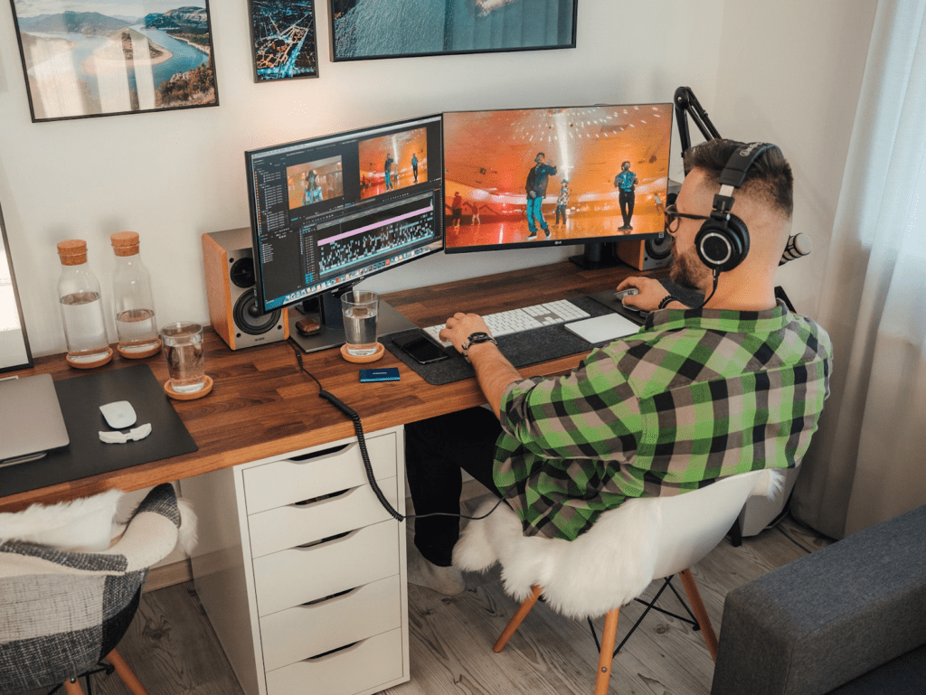 Pinoy Power: The Rise of Filipino Streamers and YouTubers - pinkwhitney ...